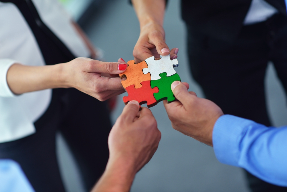 How Different Interaction Styles Impact Problem-Solving in Teams?